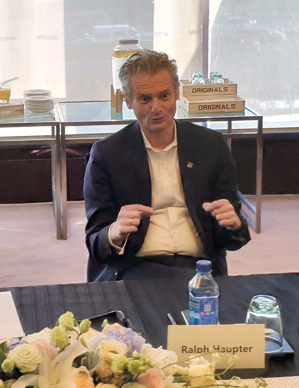 中译语通CEO于洋与微软全球资深副总裁、亚太区总裁Ralph Haupter会谈-中译语通科技股份有限公司